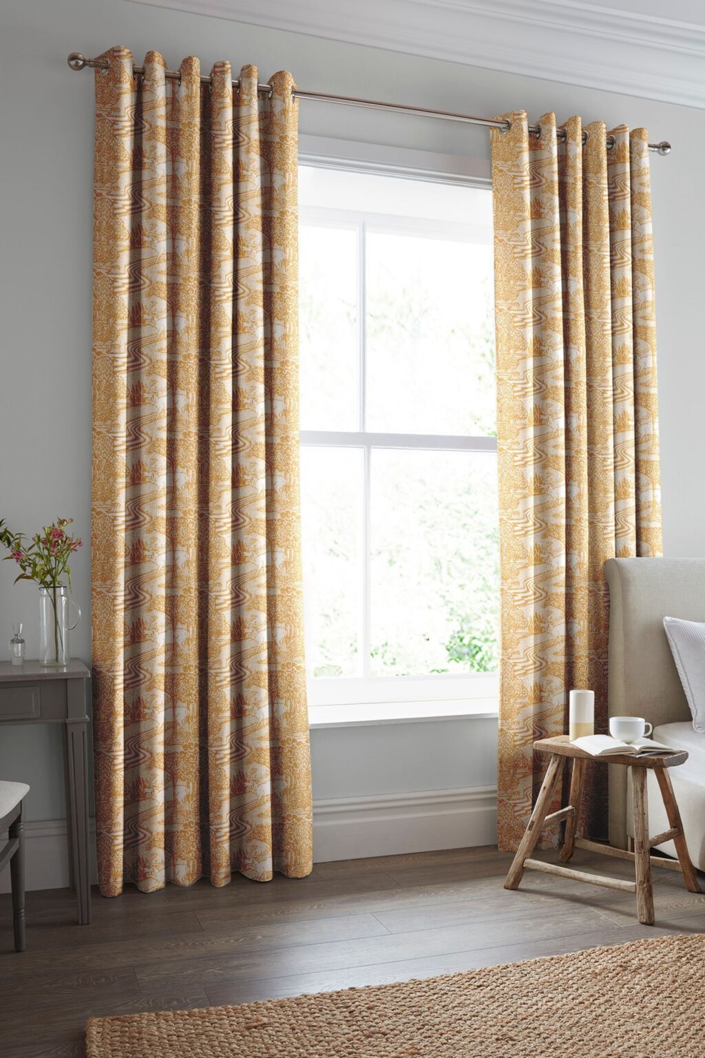 Trecastle, landlig vevd gardinstoff i oker - Laura Ashley